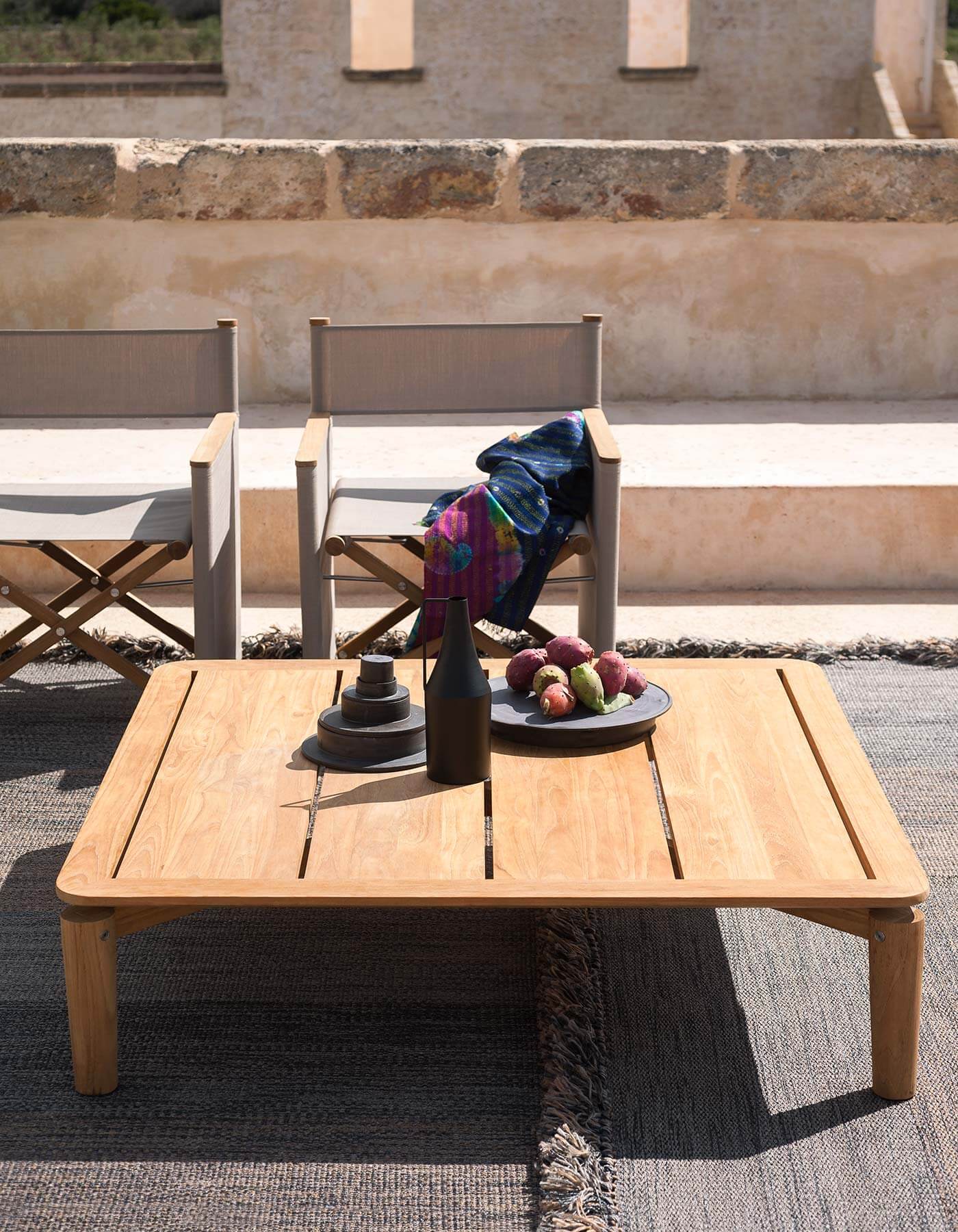 Roda Levante Square Dining Table 020 | Clima Home